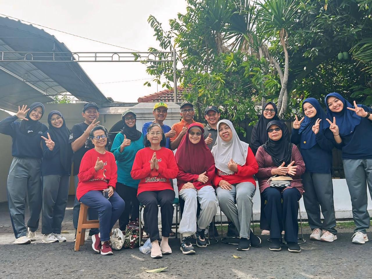 Senam Sentul, Mahasiswa Profesi Fisioterapis UMM Dampingi Lansia ...